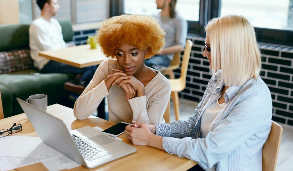 Salaires et conditions de travail : zoom sur les jeunes professionnels ...